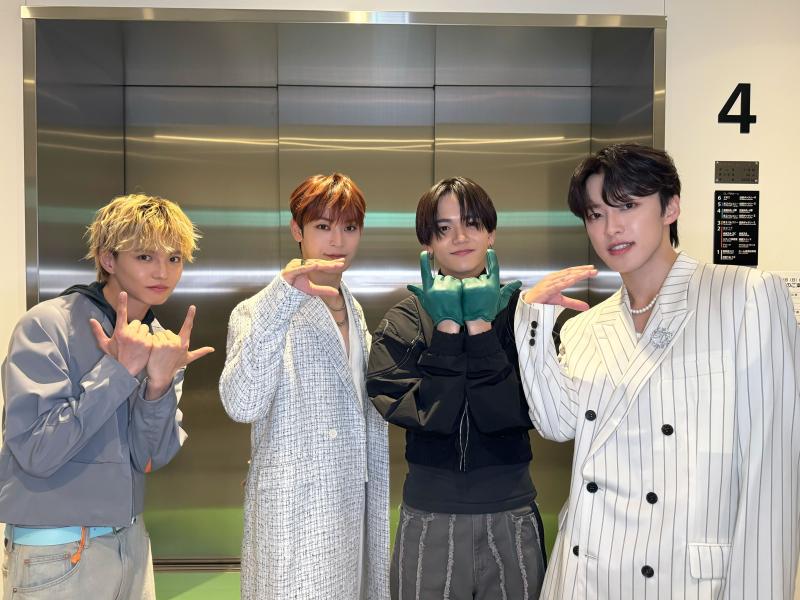 🎤JO1・河野純喜&與那城奨、FANTASTICS・佐藤大樹&中島颯太とポーズ交換！レア過ぎる眼福4ショット - 芸能ニュース掲示板｜1レス｜爆サイ.comアメリカ版