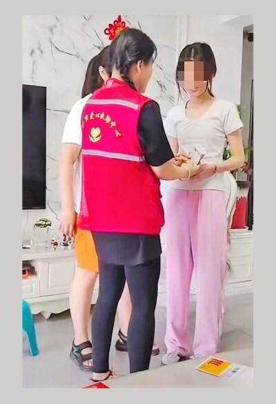 🌎貧困家庭として援助金を受けた女子学生の家が豪華すぎる？ネット上で物議醸す―中国 - スレッド閲覧｜爆サイ.comロシア版