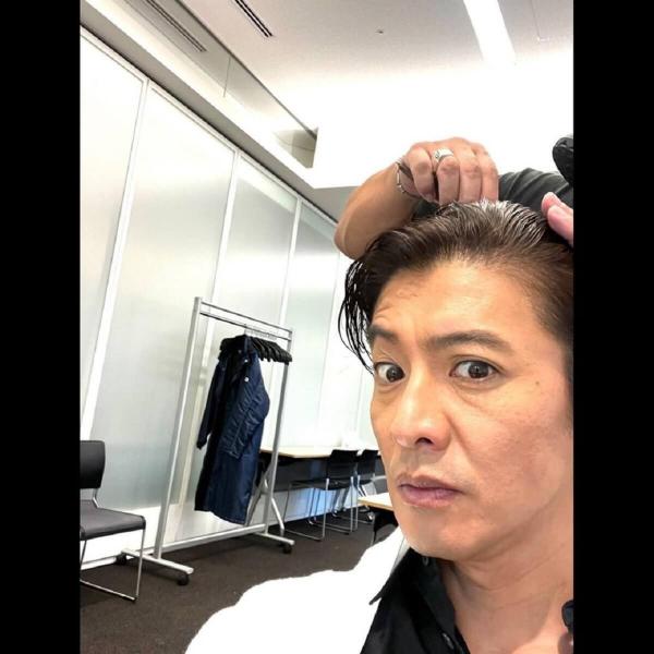 🎤木村拓哉、ヘアメイク中の自撮りにネット辛らつ「どんな写り方でもおじさん」 スレッド閲覧｜爆サイ Com南関東版