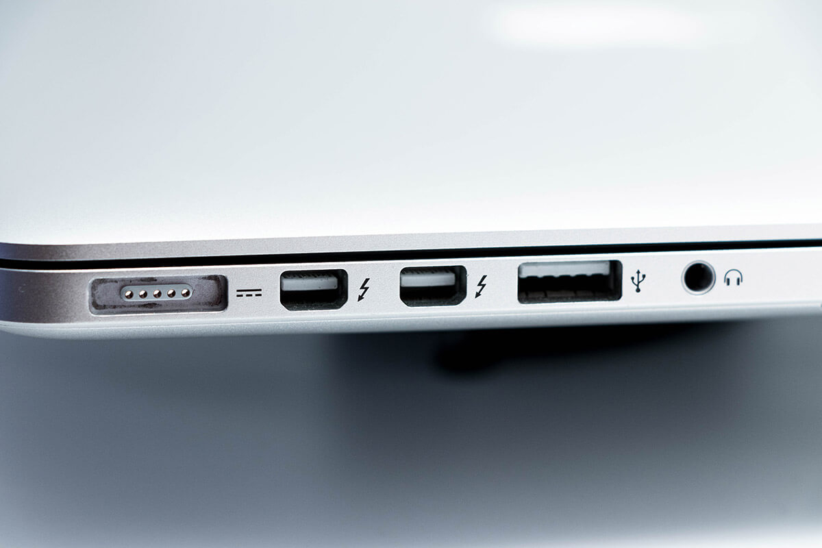 🗞️【MacBook Pro】有線LANで接続する方法を解説！ - スレッド閲覧｜爆サイ.com南関東版